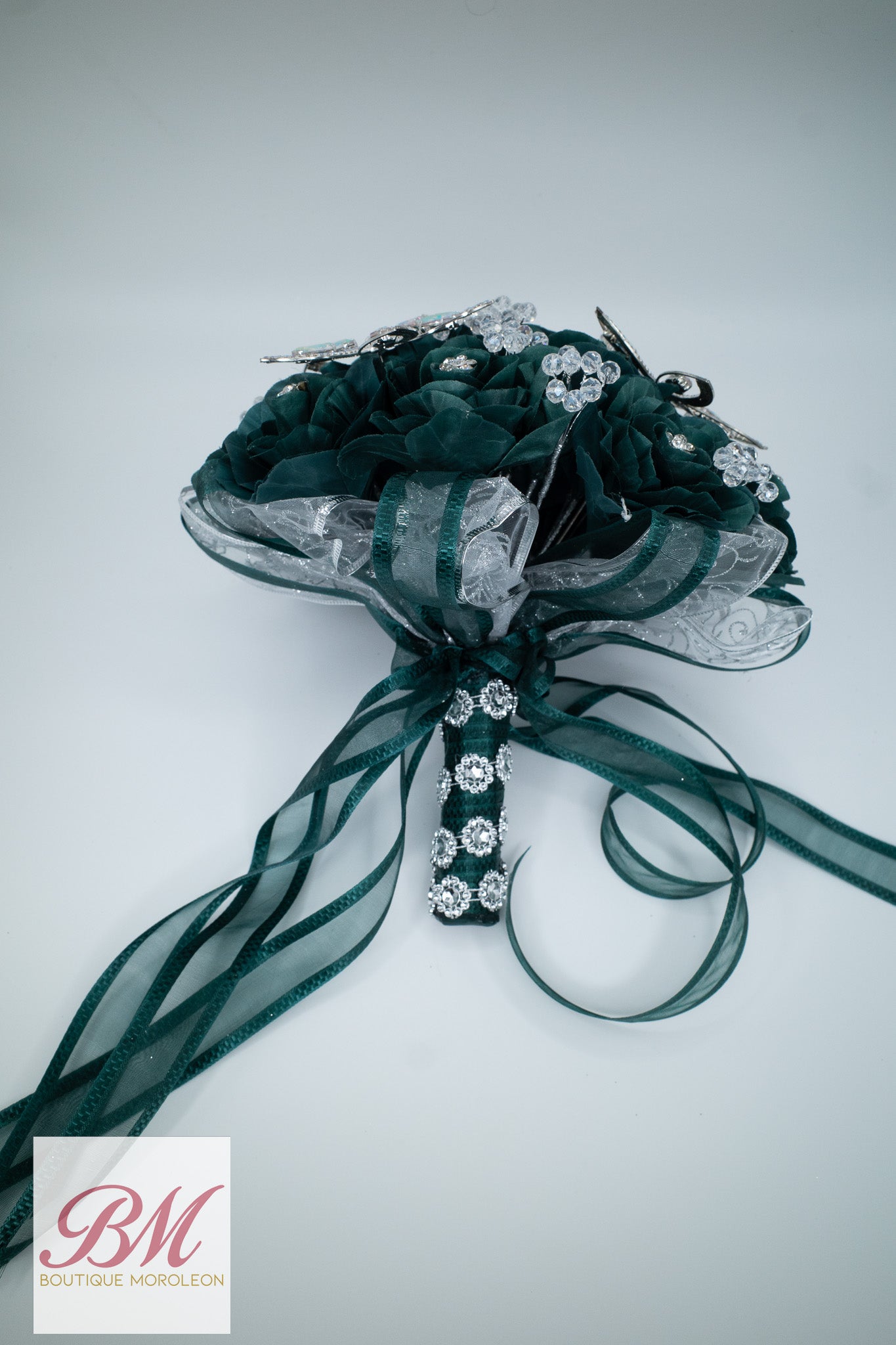 Quinceañera Ramo Esmeralda – Boutique Moroleon